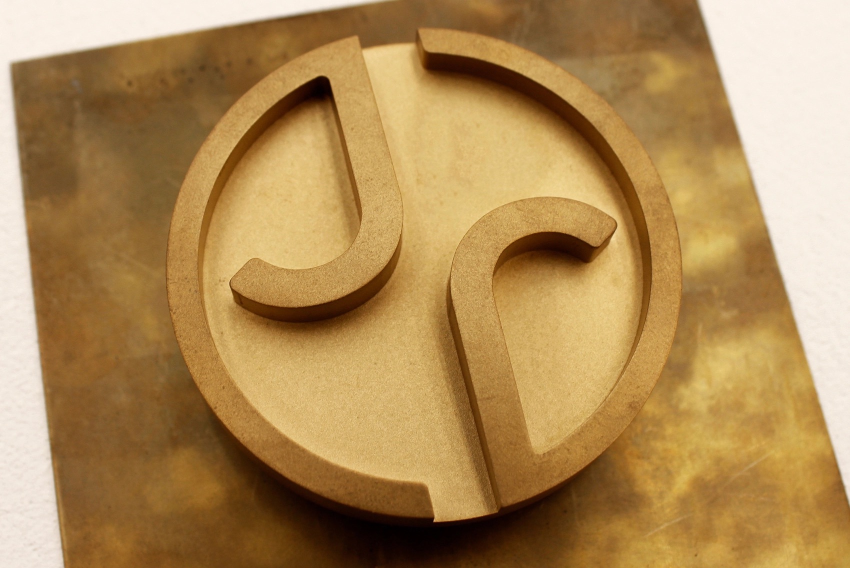 Jaguar : Quand le Nouveau Logo Redessine l’Héritage et l’Avenir d’une ...